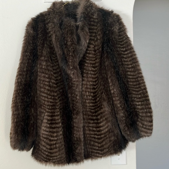 Vintage | Jackets & Coats | Authentic Vintage Career Originals Faux Fur ...